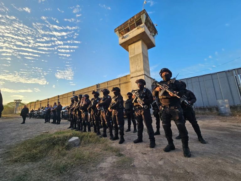 Operativo conjunto en penal de Vallarta movilizó a Guardia Nacional y ...